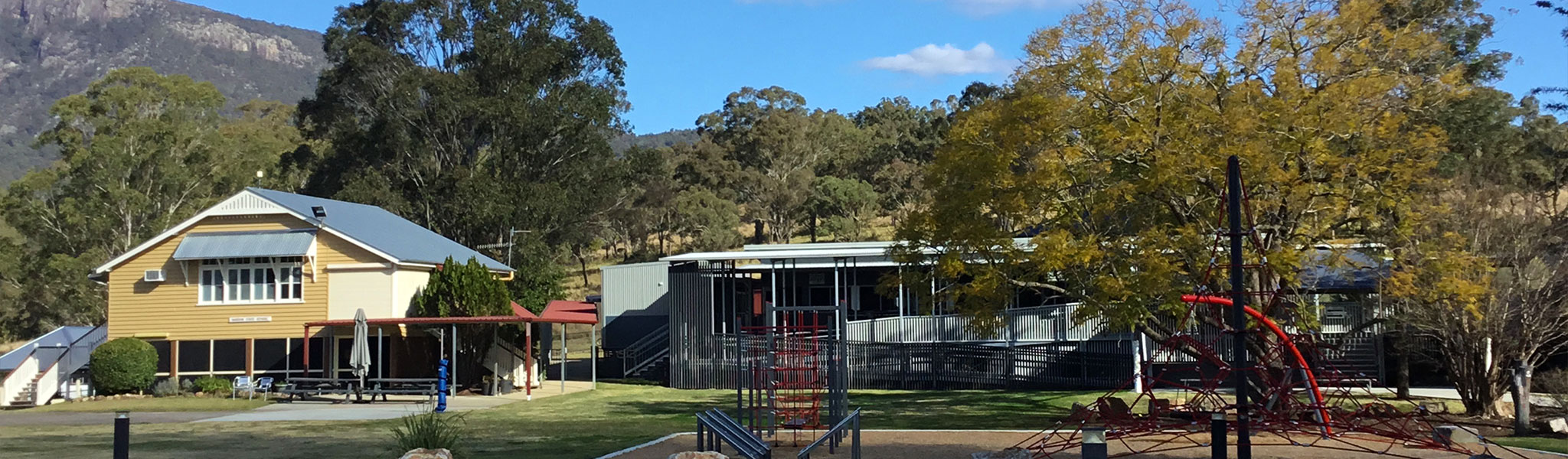 Maroon State School